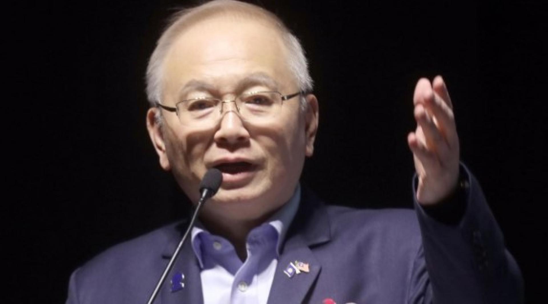 Wee Ka Siong: National Flag Error an Unintentional Mistake; Double ...