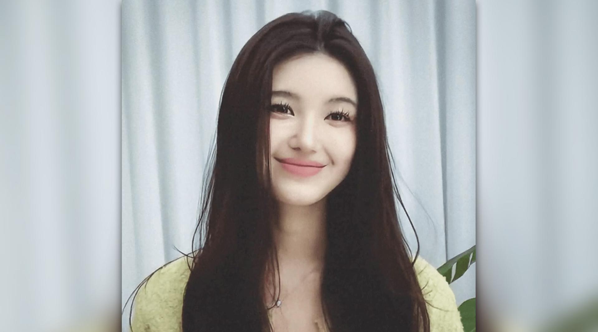 Danielle Makes First Appearance After Being Dismissed, Breaks Down in ...